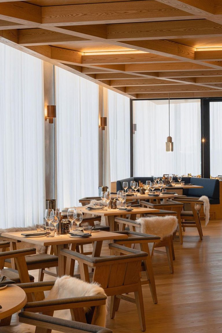 Reykjavík’s 15 Best Restaurants (and Must-Try Dishes) 2025